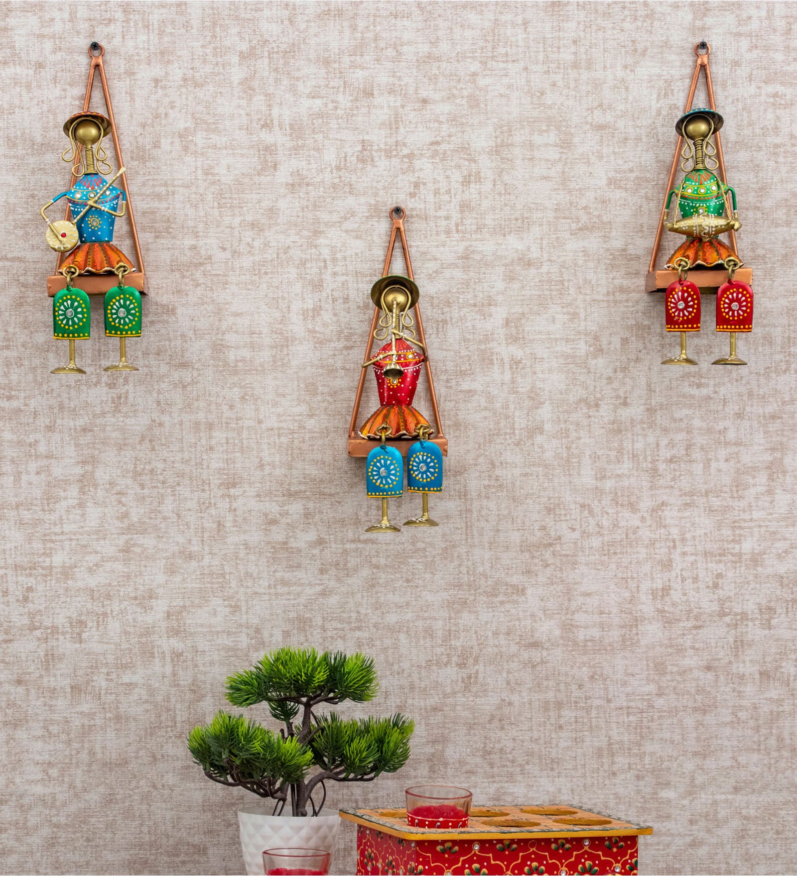 Buy Multicolor Metal Handpainted Wall Hanging Decorative Set of 3 Cap ...