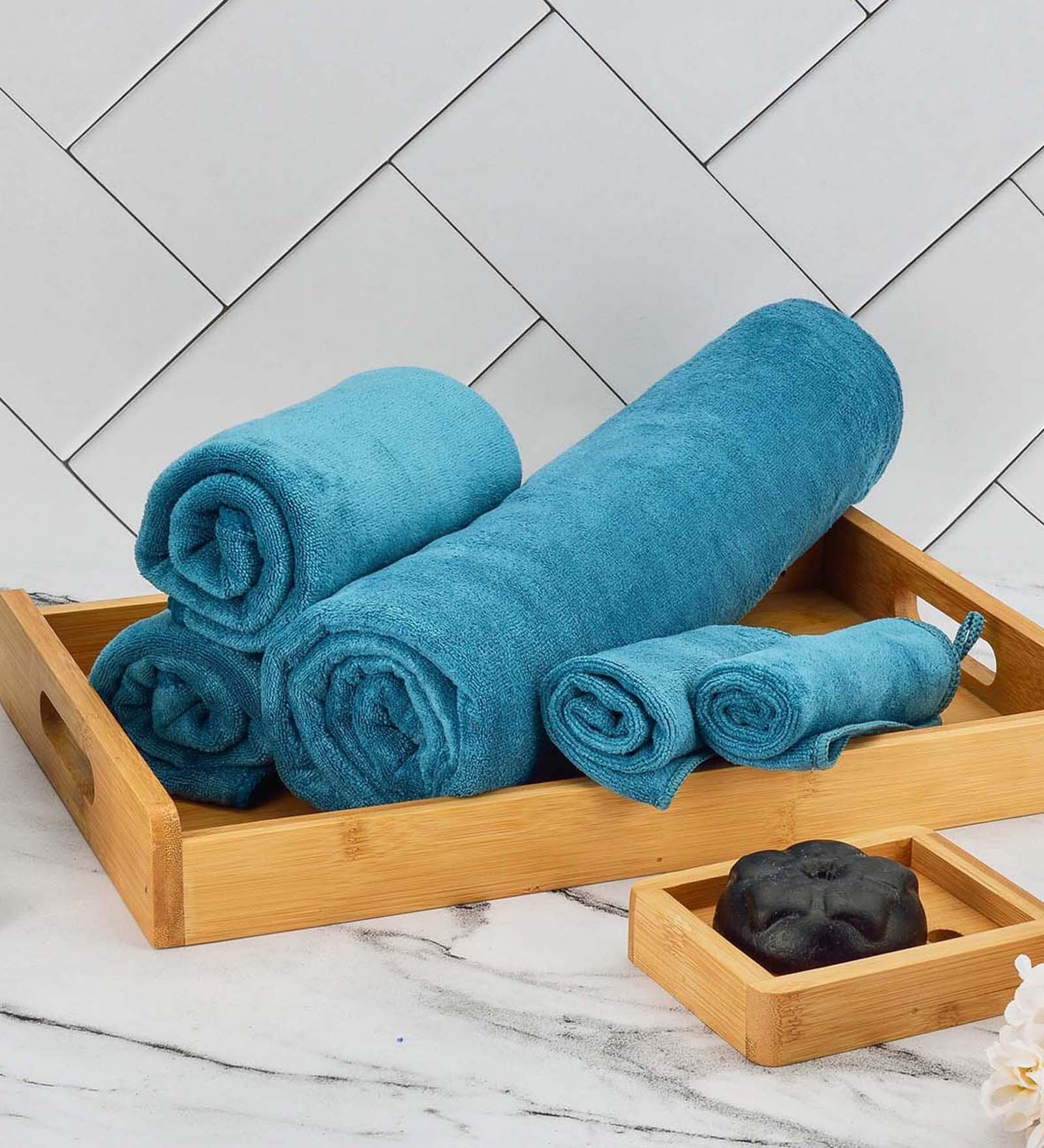 Buy Peacock Green Solid 400 GSM Microfiber Towel Set By Black Gold at ...