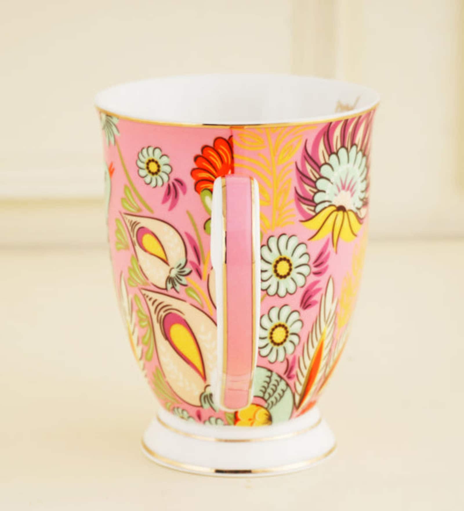 Buy Leo 310ml Pink & White Bone China Coffee Mug at 16% OFF by TDT ...