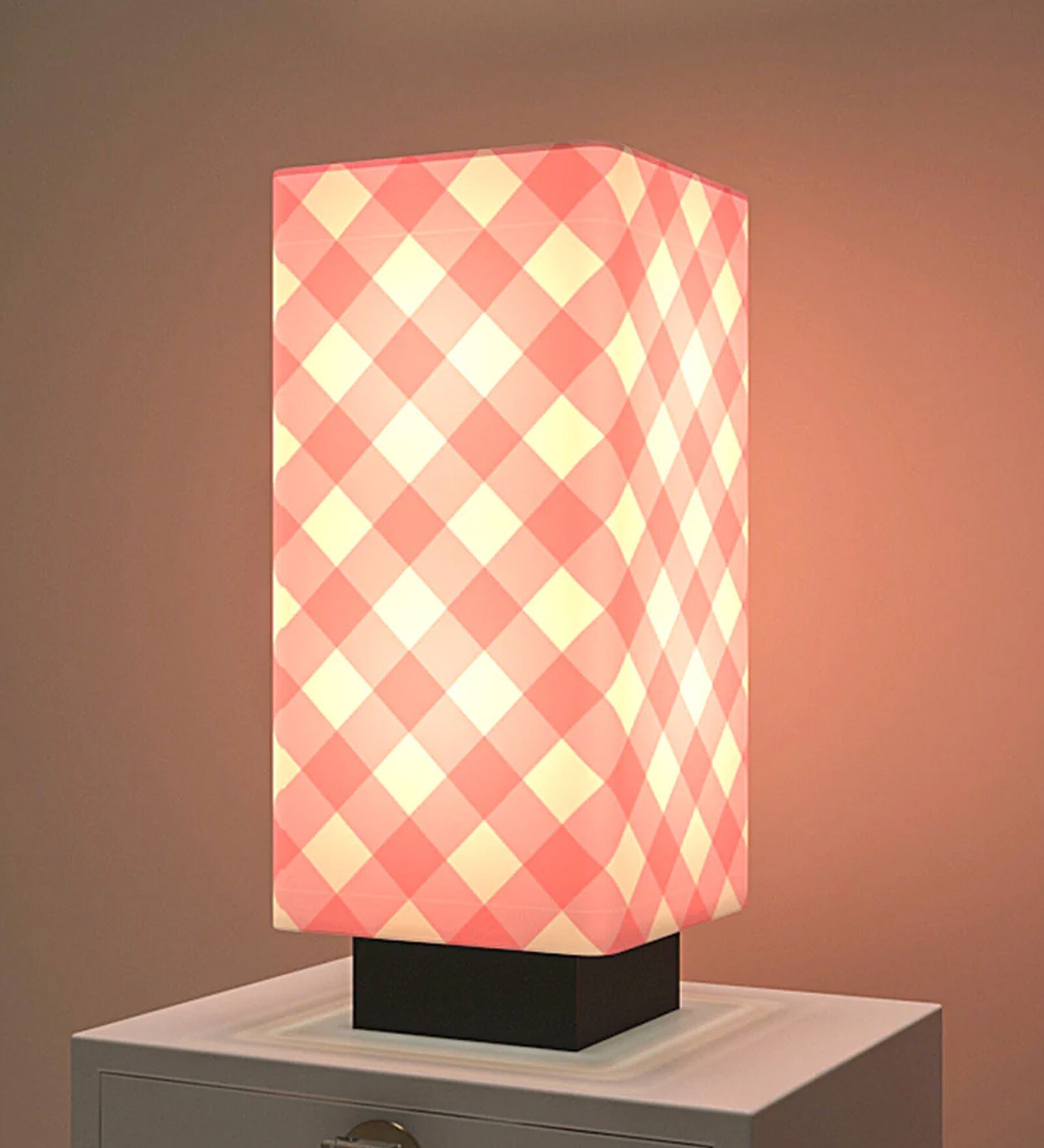 Buy Pink Checks Warm Rectangle Pink Iron & Canvas Table Lamp at 24% OFF ...