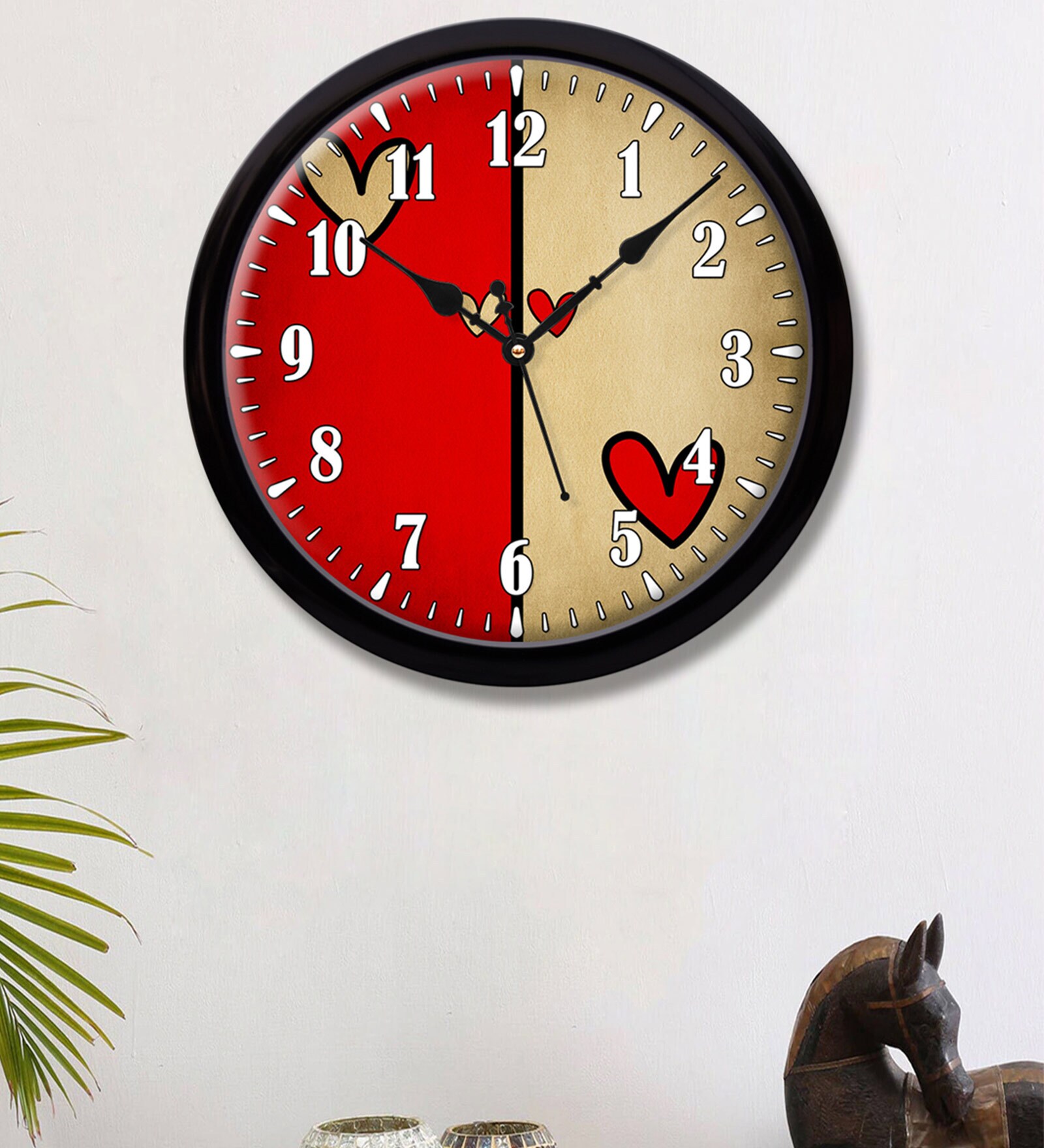 Buy Plastic Round Wall Clock In Red By 999Store at 46% OFF by 999Store ...