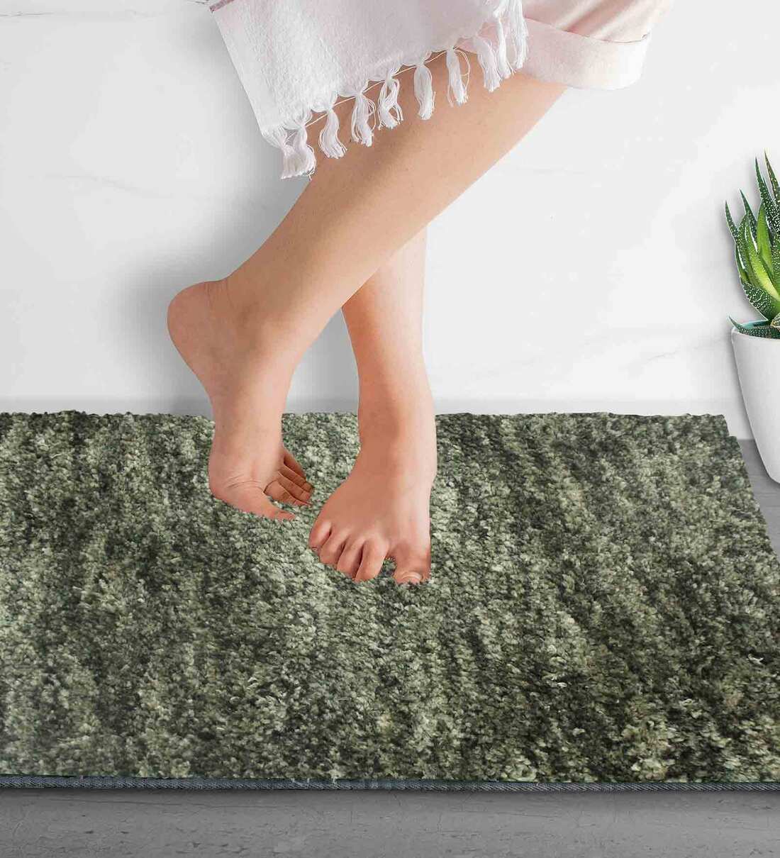 Buy Green Polyester 60 x 24 Inches Machine Made Floor Runner by Luxe ...