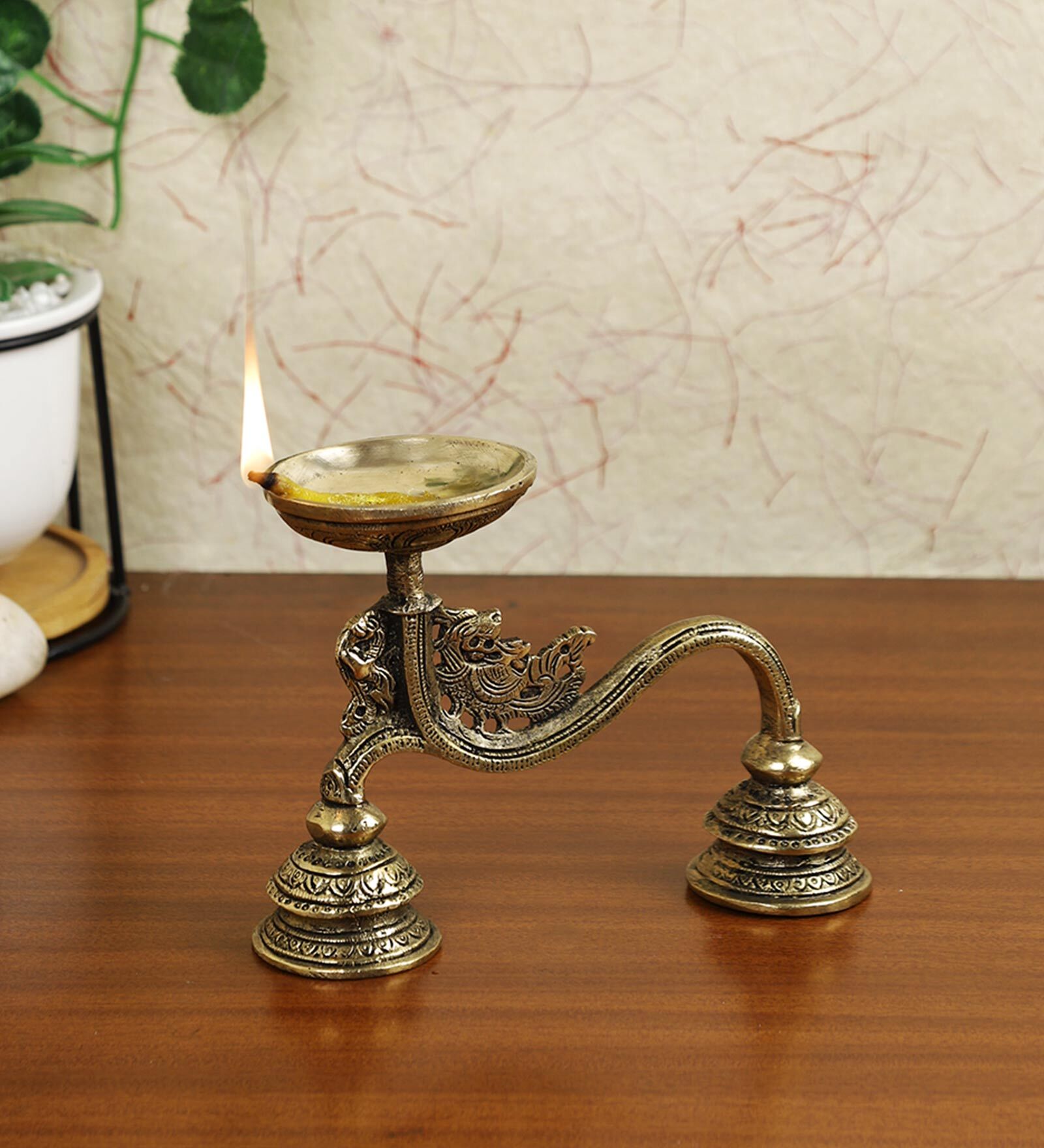 Buy Pooja Golden Brass Aarti Diya by Imli Street at 23% OFF by Imli ...