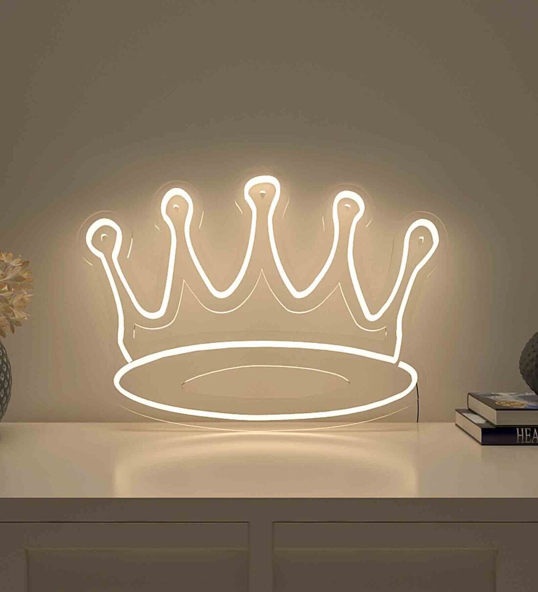 Buy Queen Crown Warm Neon Light at 30% OFF by WallMantra | Pepperfry