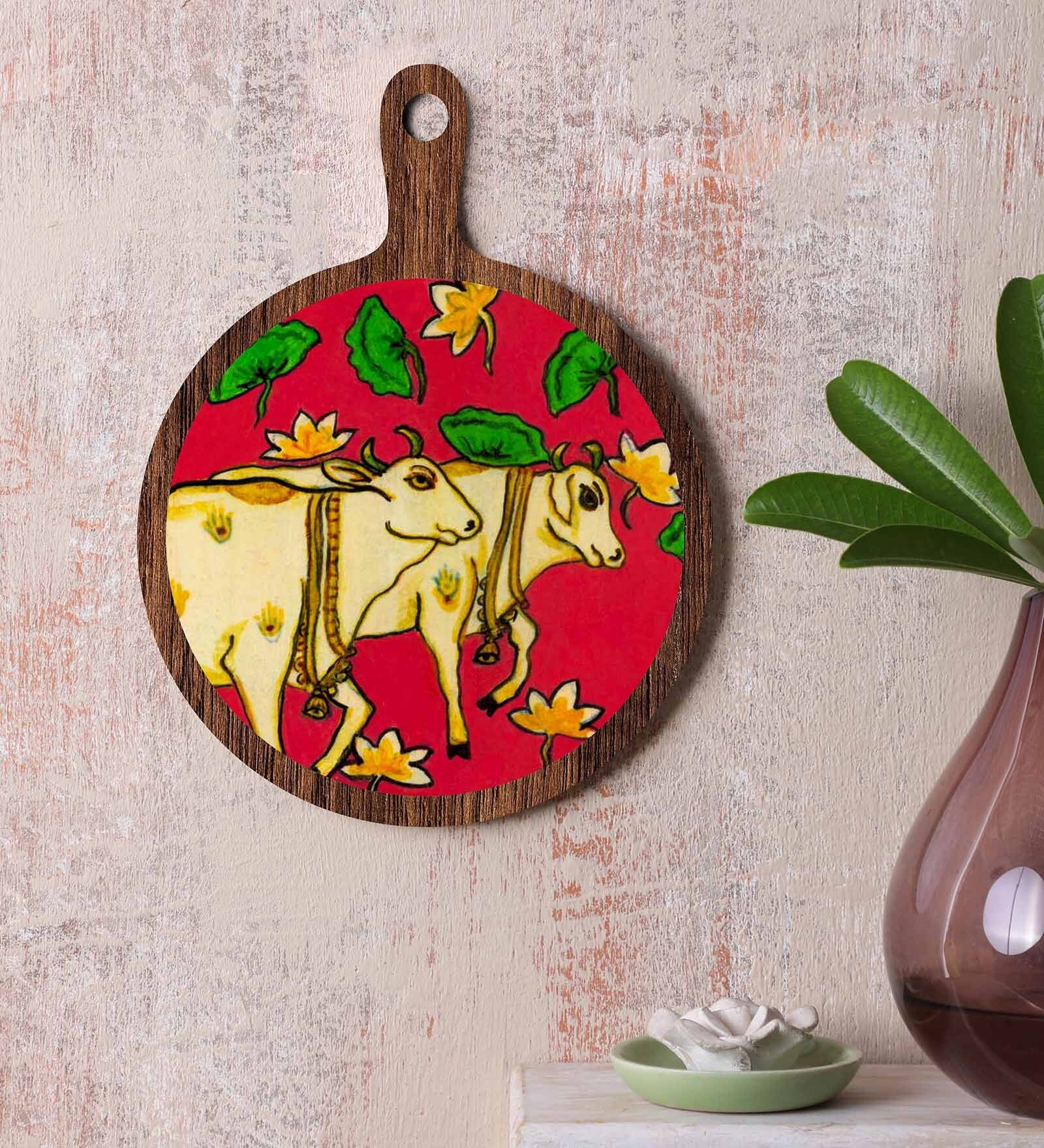 Buy Red Pichwai Cows Fusion Round Wall Plaque by Baandhani at 25% OFF ...