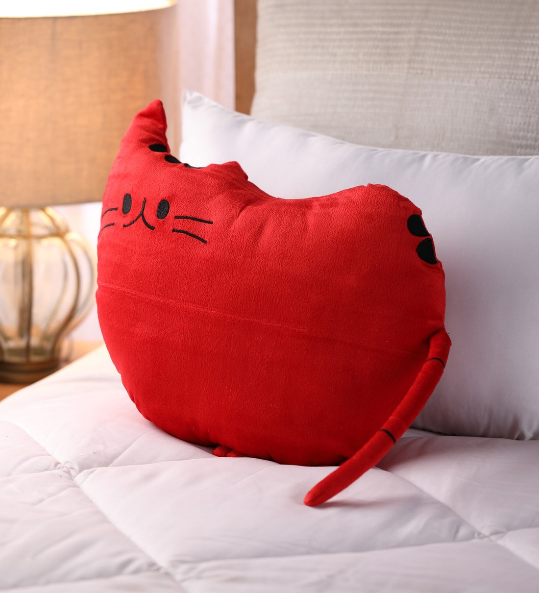 Buy Red Velvet Cat Shaped Cushion by Oscar home at 39% OFF by Oscar ...