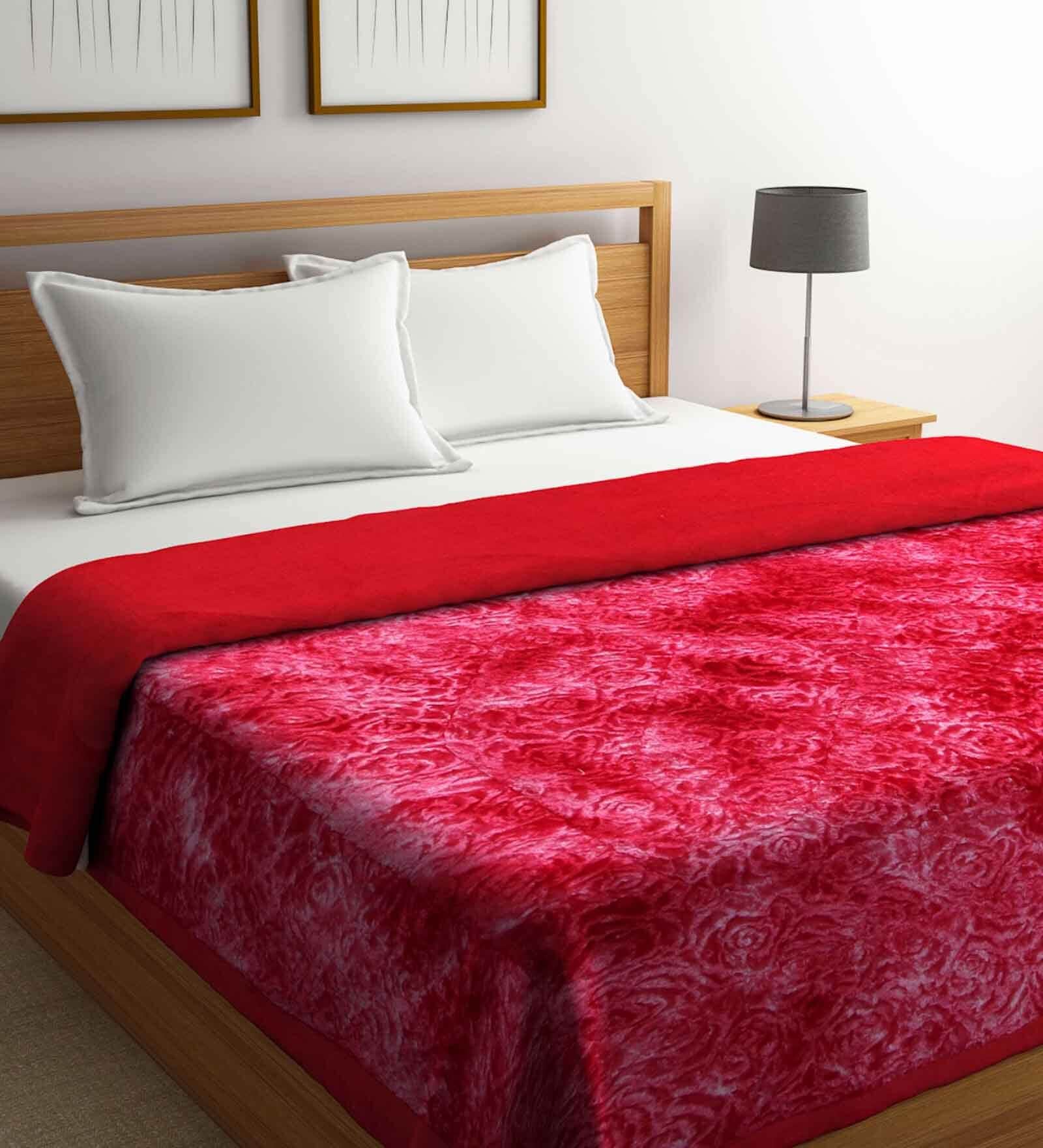 Buy Red Wool 900 Heavy Winter Double Bed Quilt by Klotthe at 70% OFF by ...