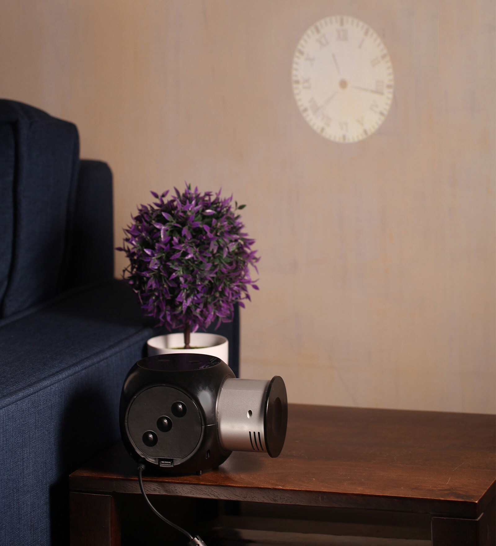 Buy Rednbrown Black Metal Analog Projector Clock Online - Contemporary ...