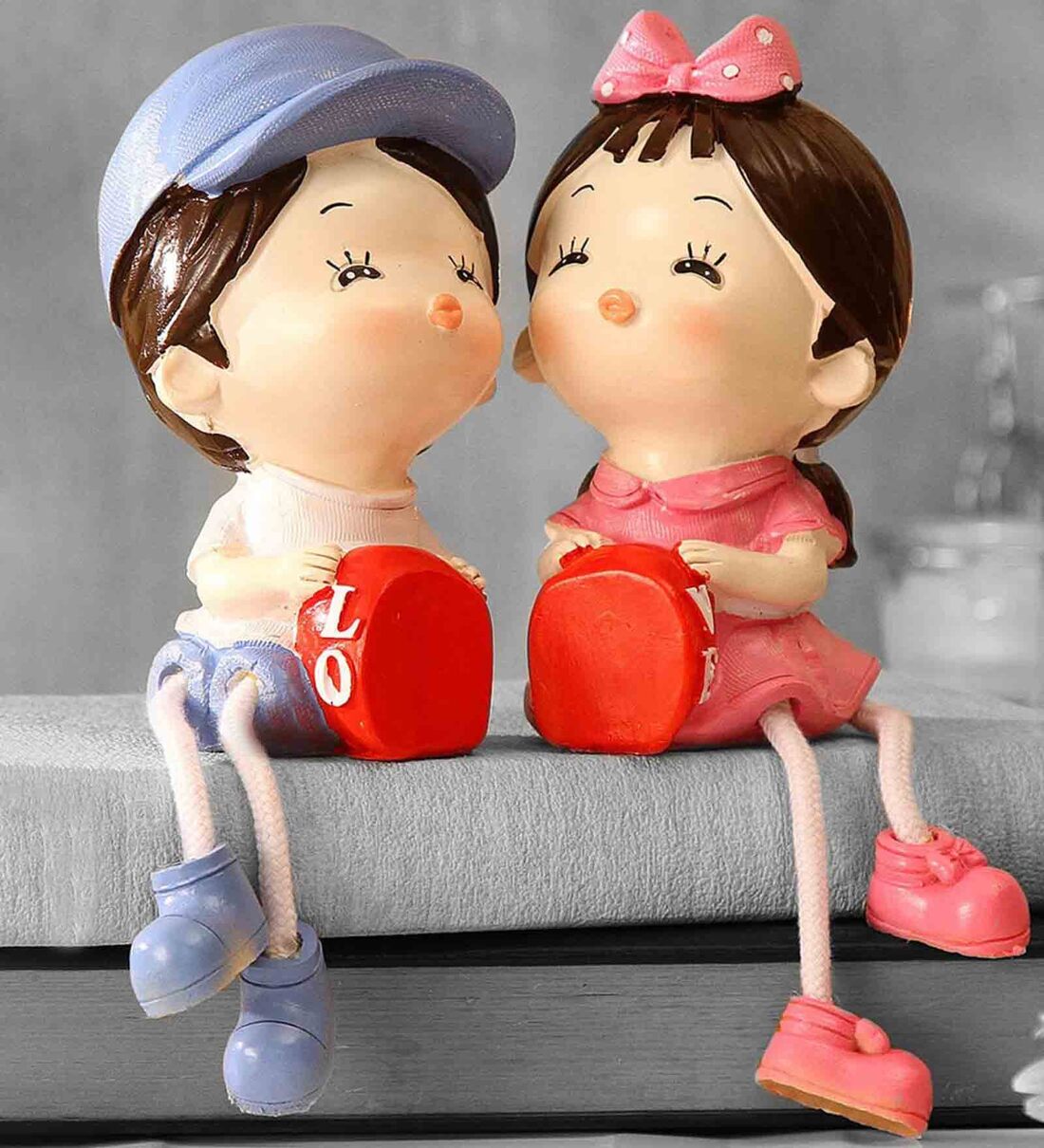 Buy Romantic Long Leg Couple Pink & Blue (Set Of 2) Polyresin Figurine ...