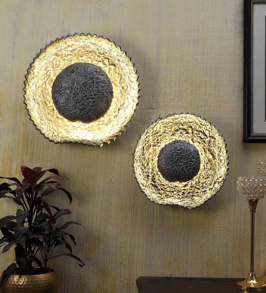 Buy Round Metal LED Novelty Wall Light (Gold) at 6% OFF by Ujjala ...