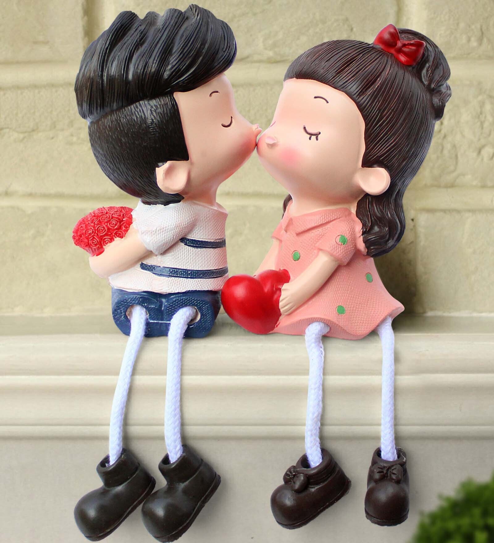 Buy Romantic Long Leg Couple Pink & Black (Set of 2) Polyresin Figurine ...
