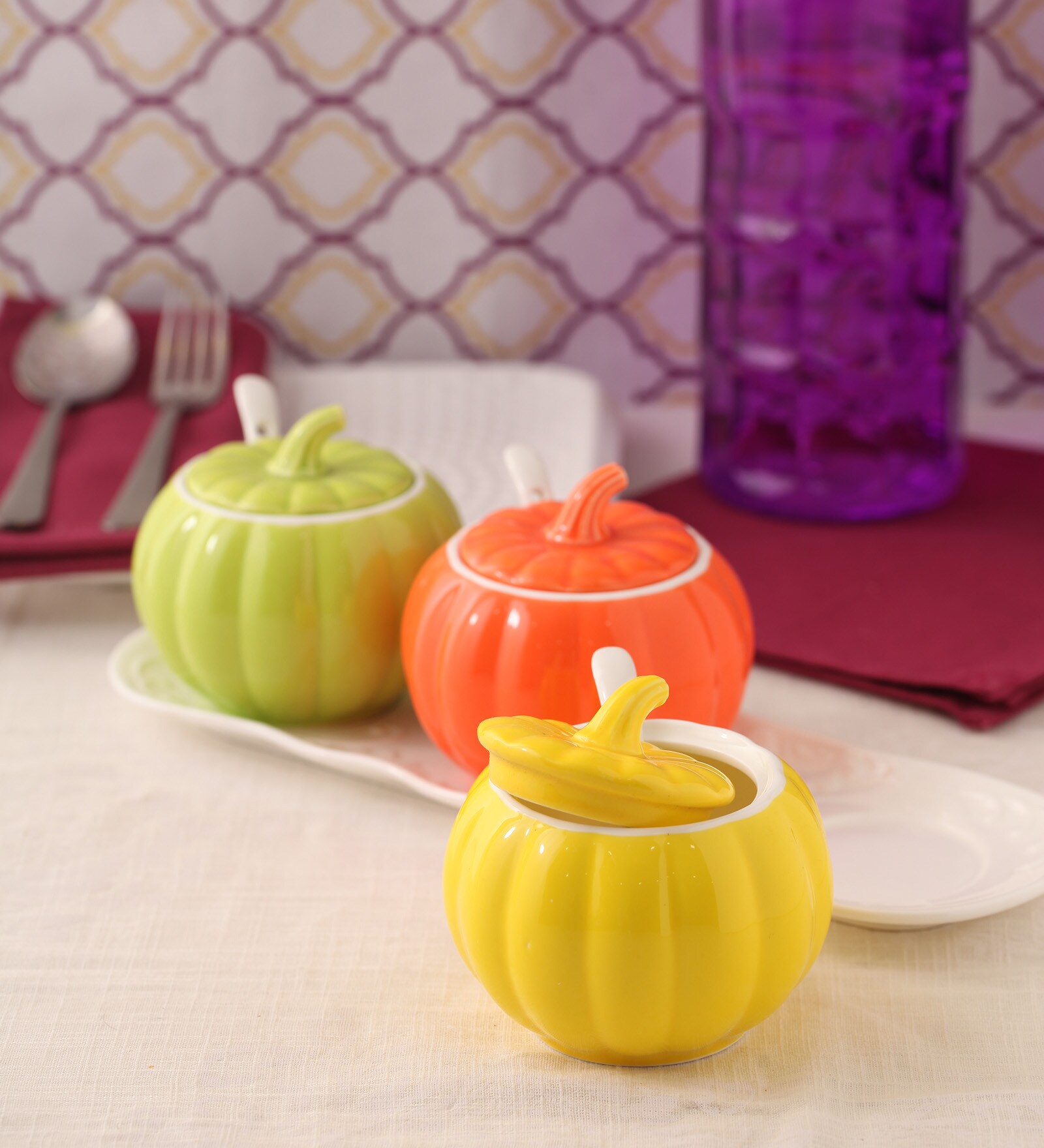 Buy Royal Multicolor 300 ML Capsicum-shaped 7-piece Spice Storage Set ...