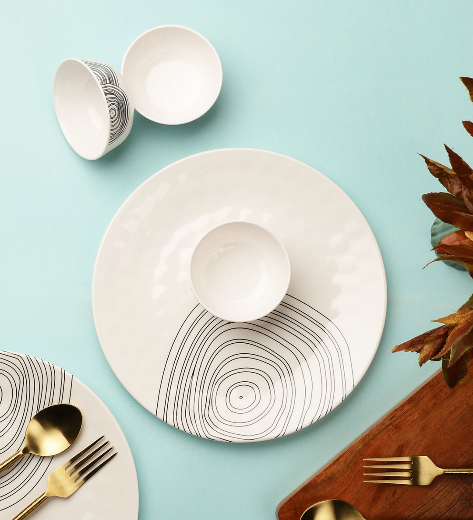 Buy Servewell Zebra White (Set of 12) Dinner Set by Vareesha Online ...