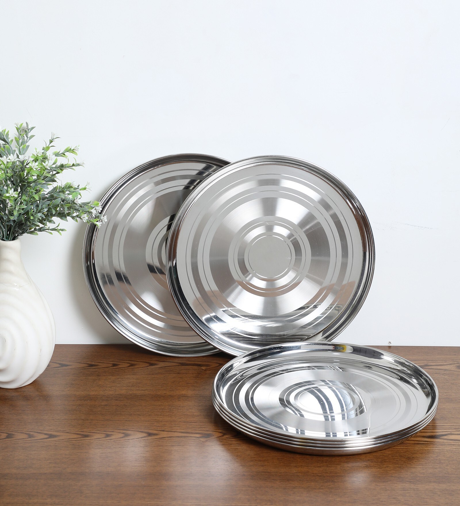 Buy Silver Metal Plates - 6 pieces at 26% OFF by Dynore | Pepperfry