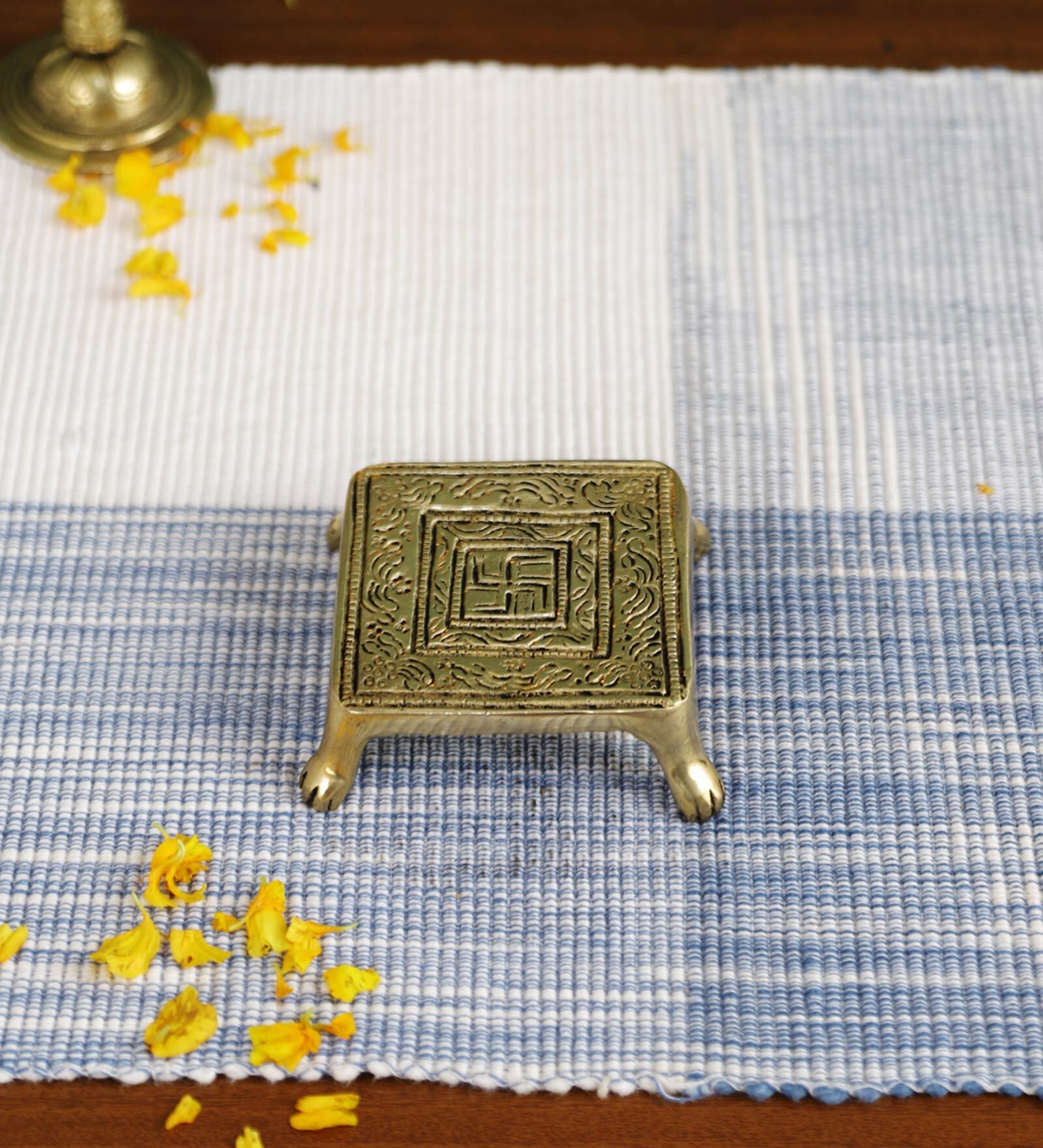 Buy Small 4 Legs Golden Brass Chowki at 31% OFF by Imli street | Pepperfry