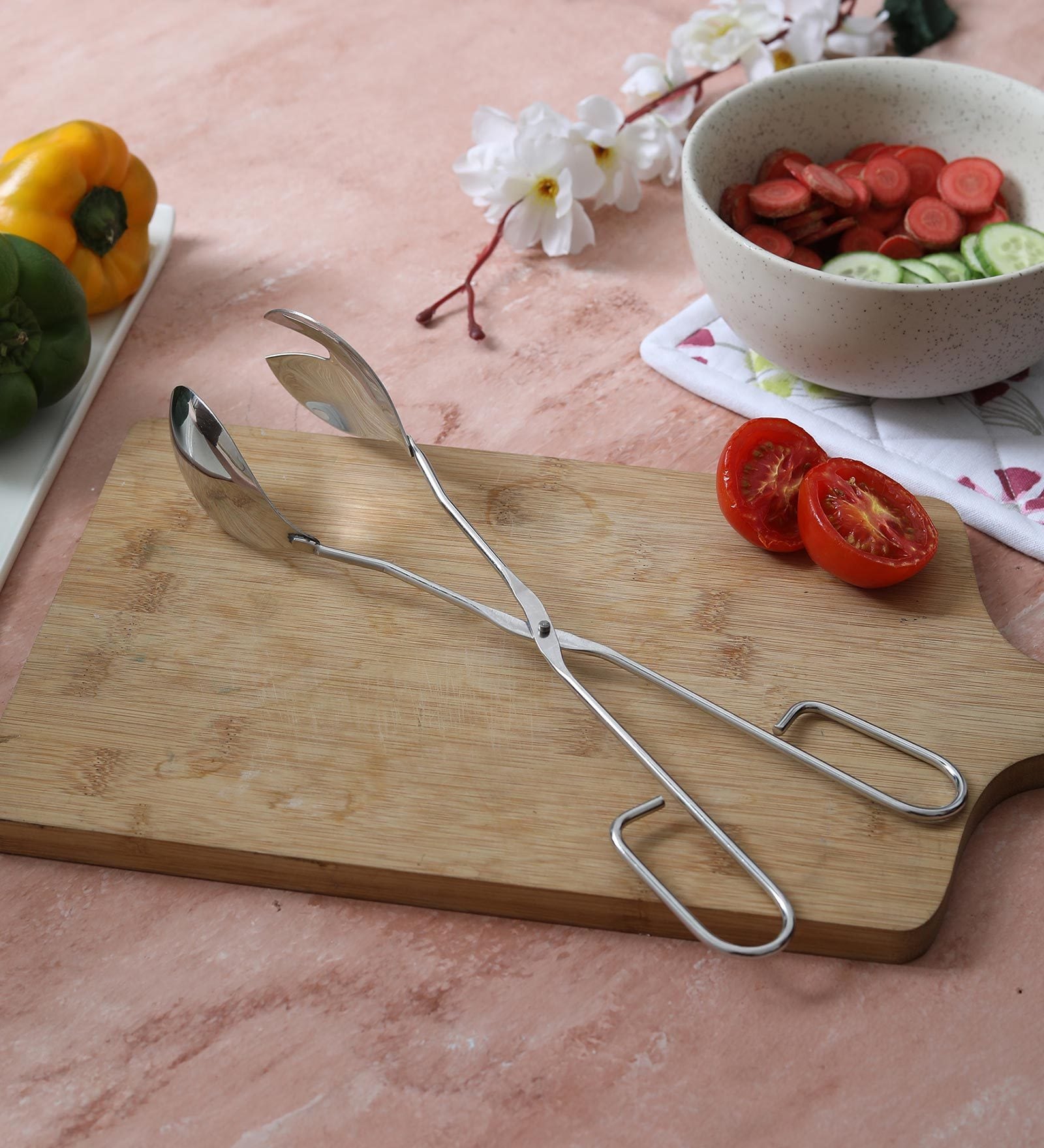 Buy Stainless Steel Designer Scissor Tong In Silver by Metinox Online ...