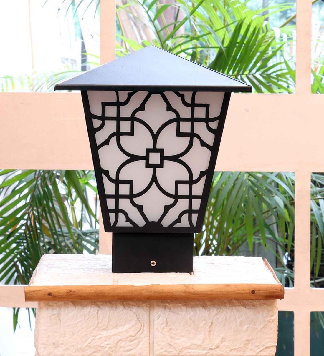 Buy SUPERSCAPE Outdoor Lighting Gate Pillar Post Lighting GL4857 by ...