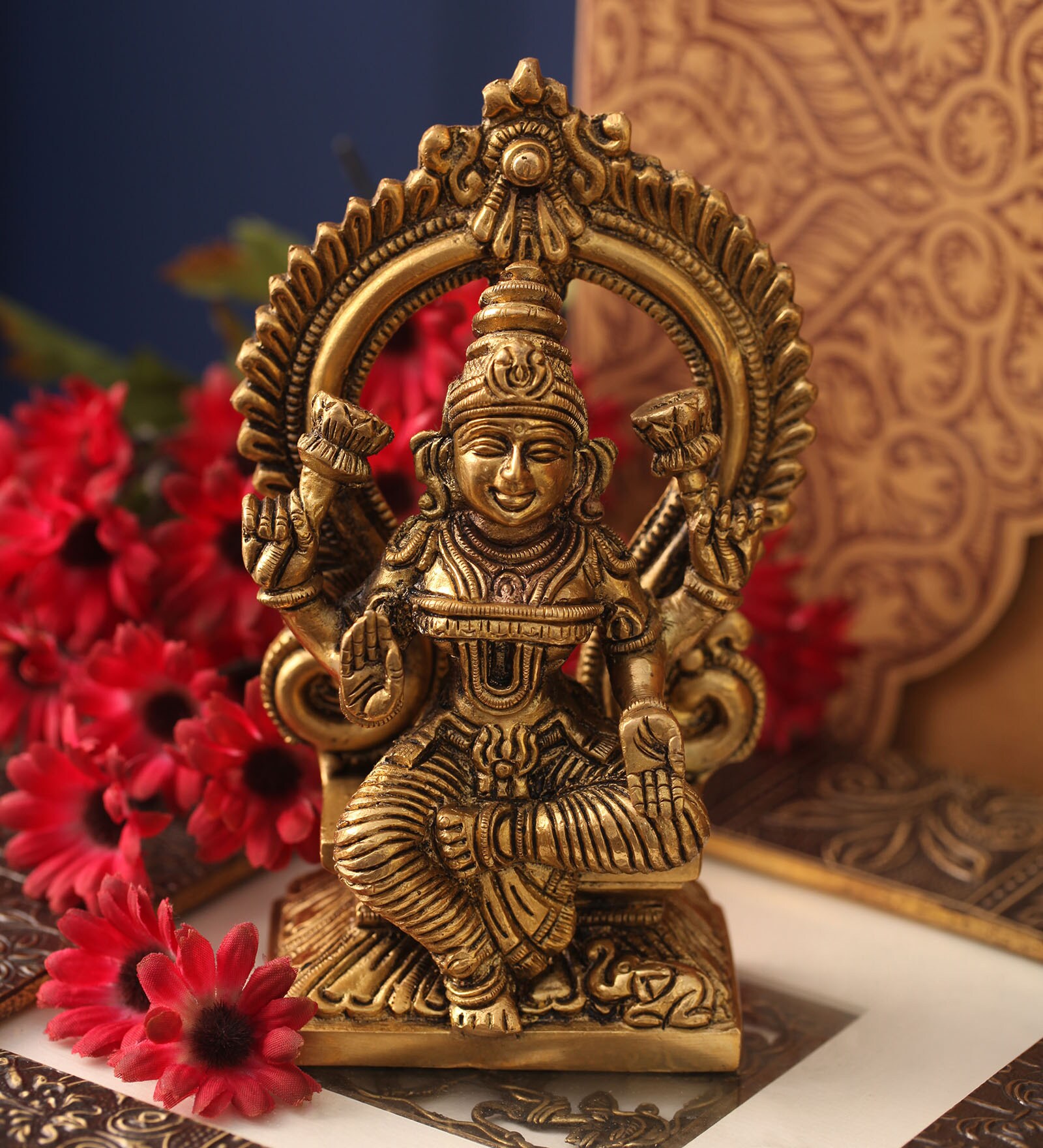Buy Suriti Copper Brass Laxmi Idol Online - Religious Idols - Religious ...