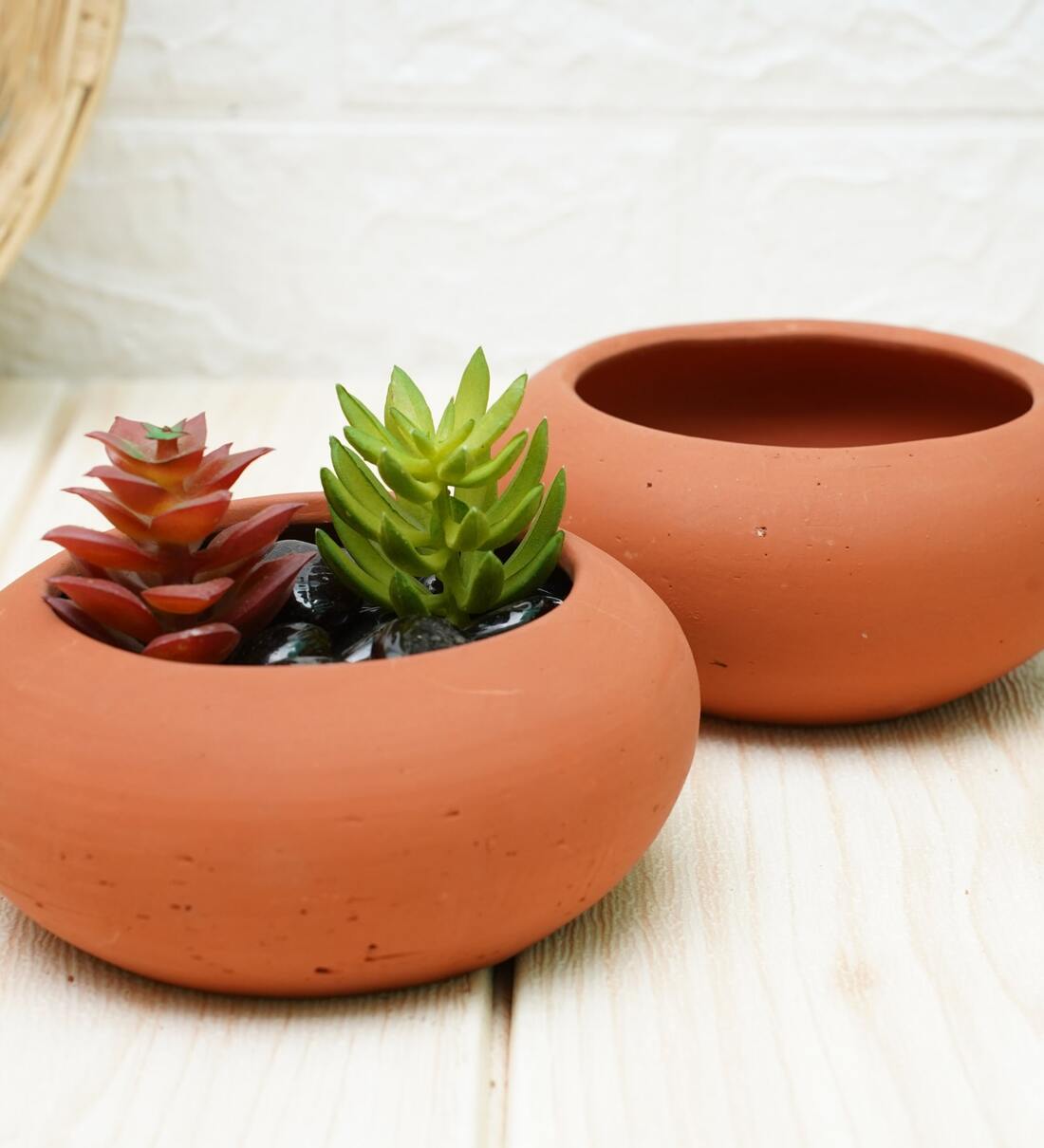 Buy Terracotta Ellipse Planter Set Of 2 By Gold Dust Online - Floor ...