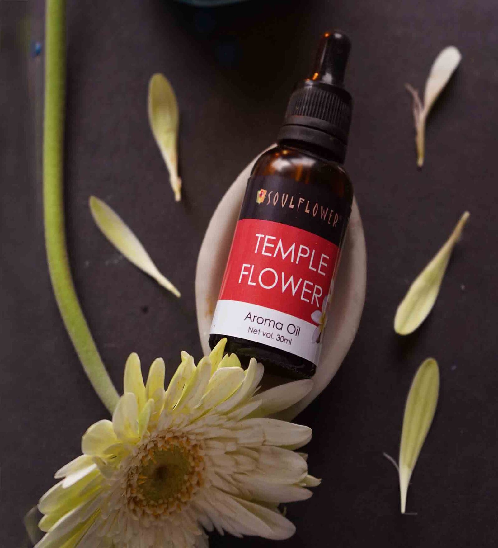 Buy Temple Flower 30ml Aroma Oil by Souflower at 14% OFF by SoulFlower ...
