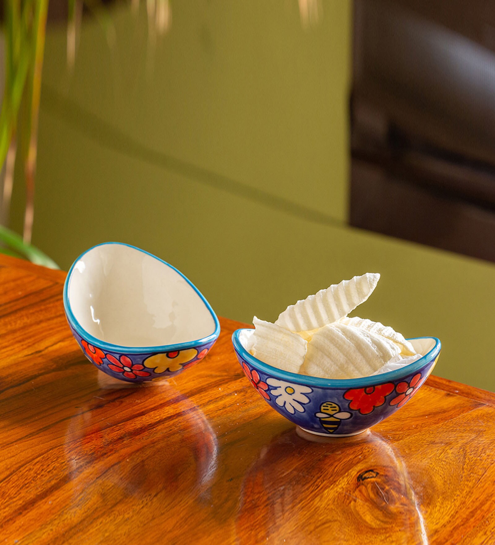 Buy The Bee Collective 220ml Blue & White Ceramic (Set of 2) Dinner ...