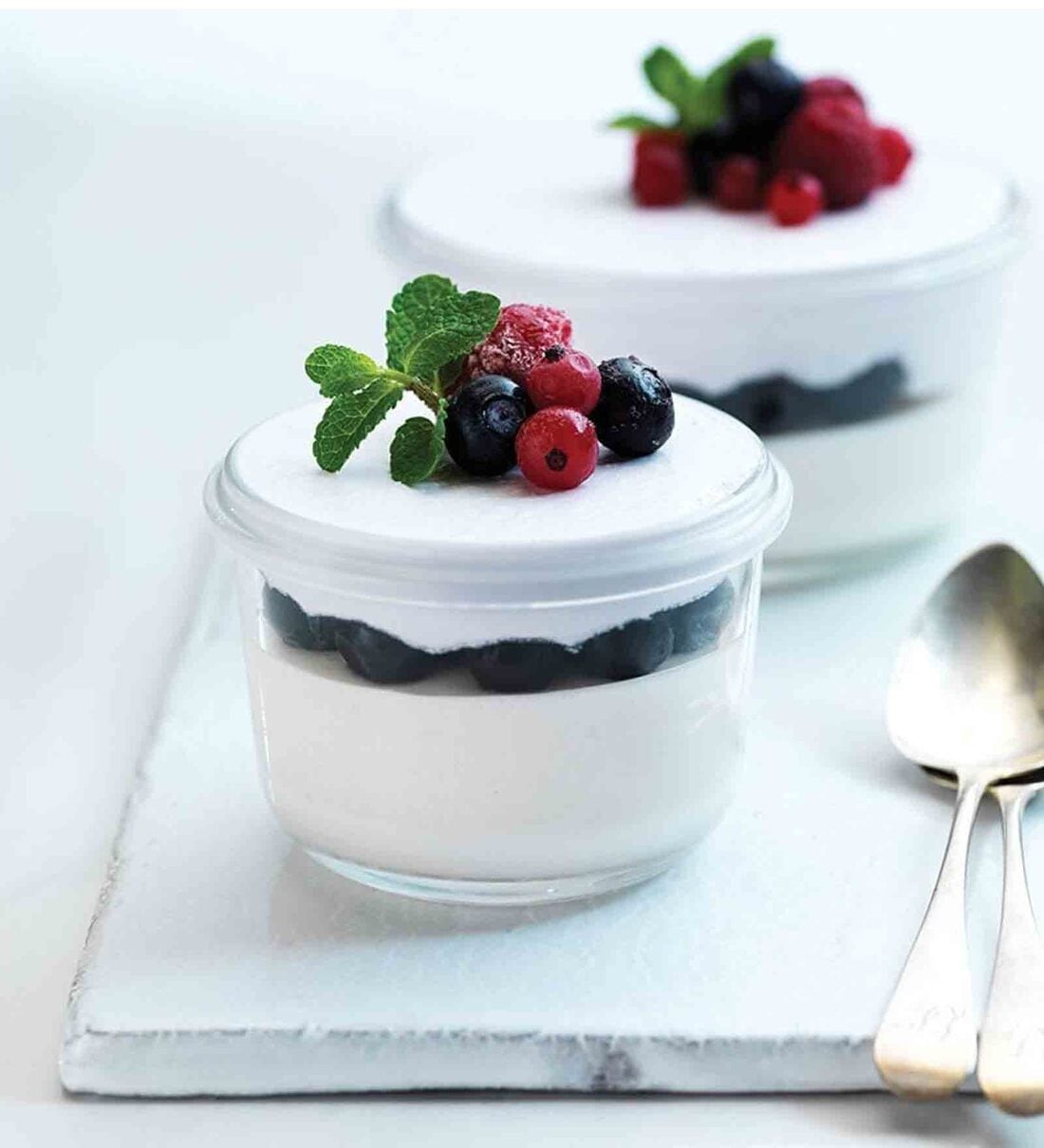 Buy Transparent 2050 ml Round Glass Airtight Break Resistant Food ...