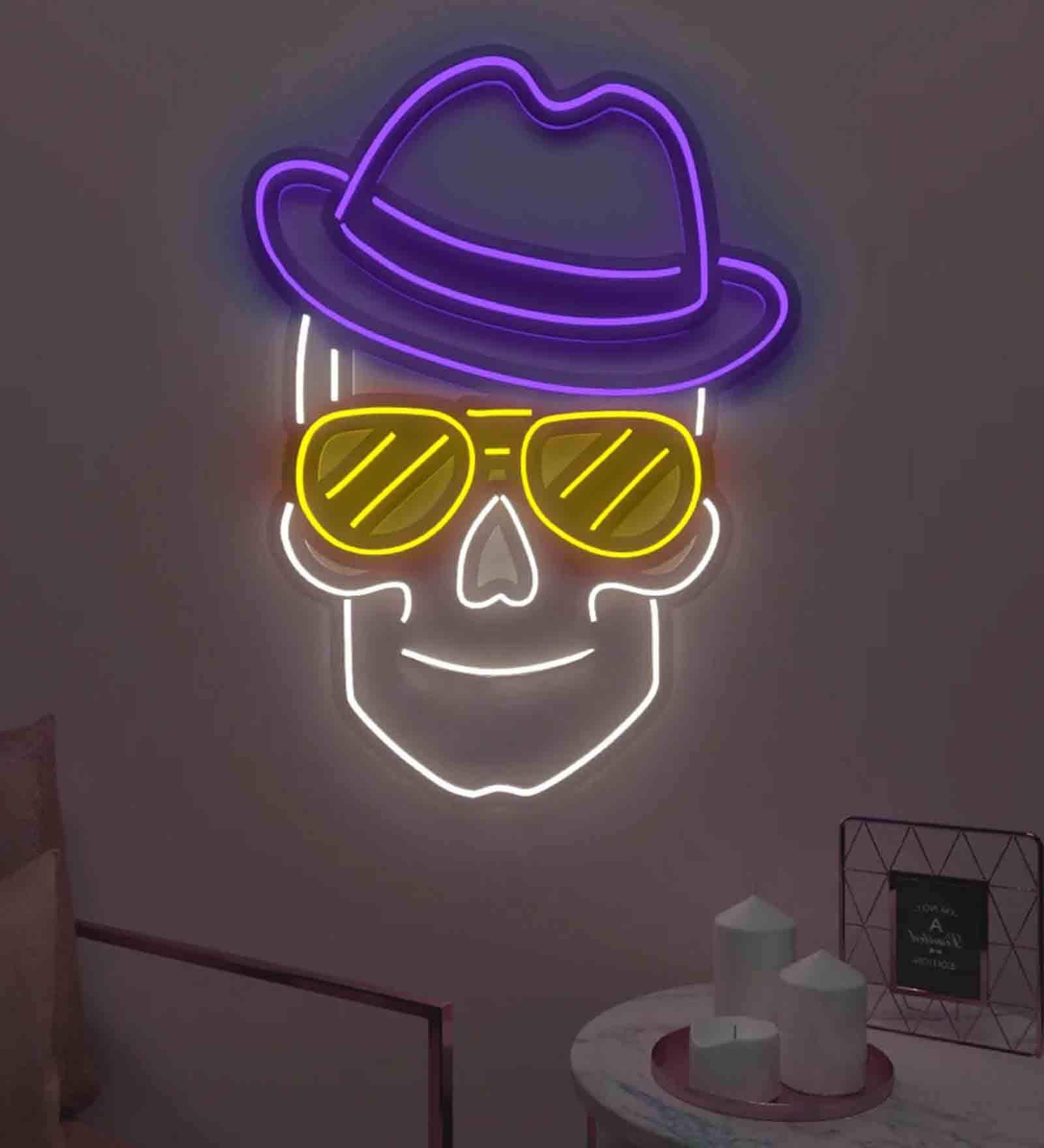 Buy Trippy Skull Neon LED Light at 20% OFF by WallMantra | Pepperfry