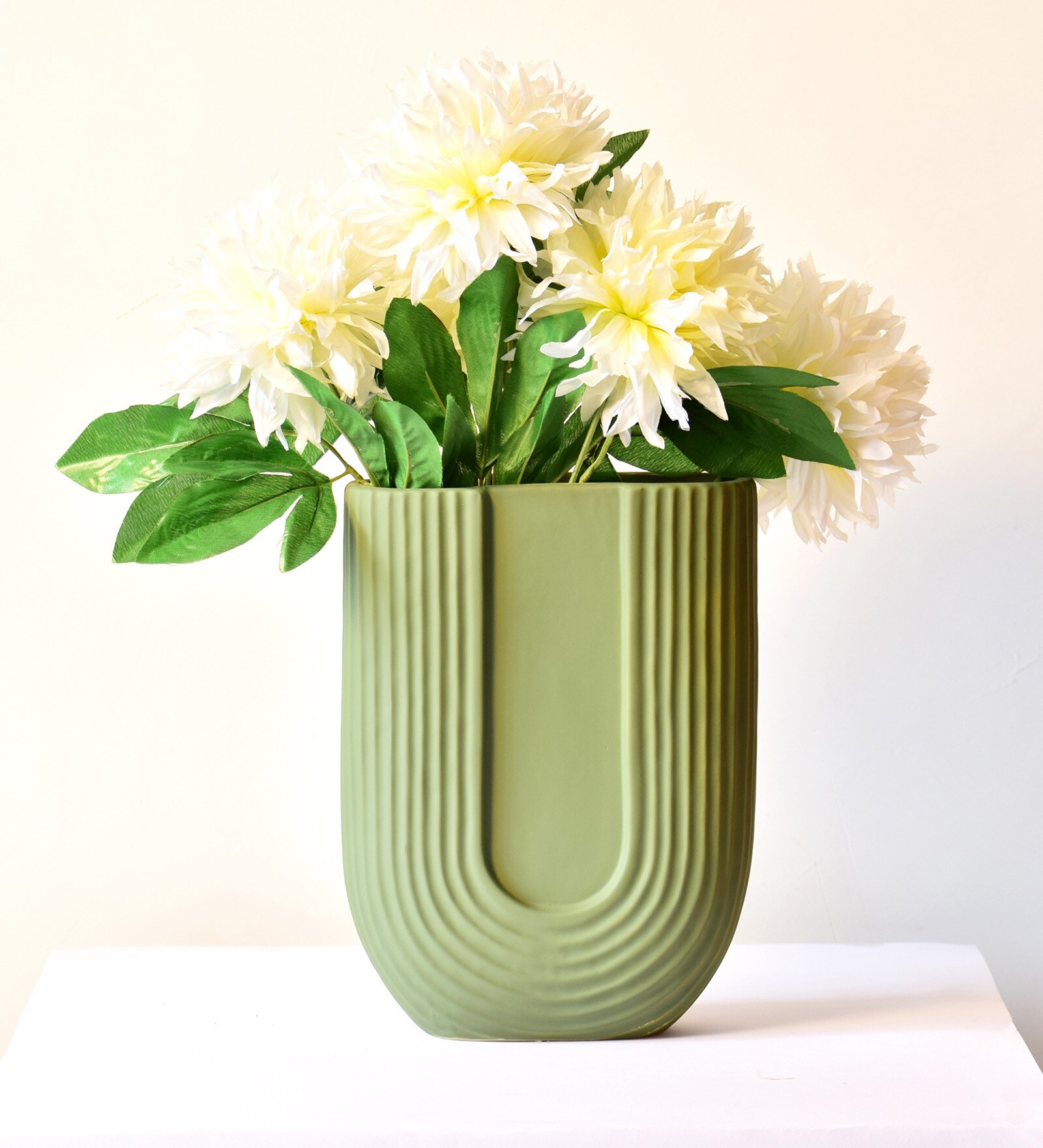 Buy U Shaped Lilium Ceramic Table Vase at 34% OFF by Morcee | Pepperfry