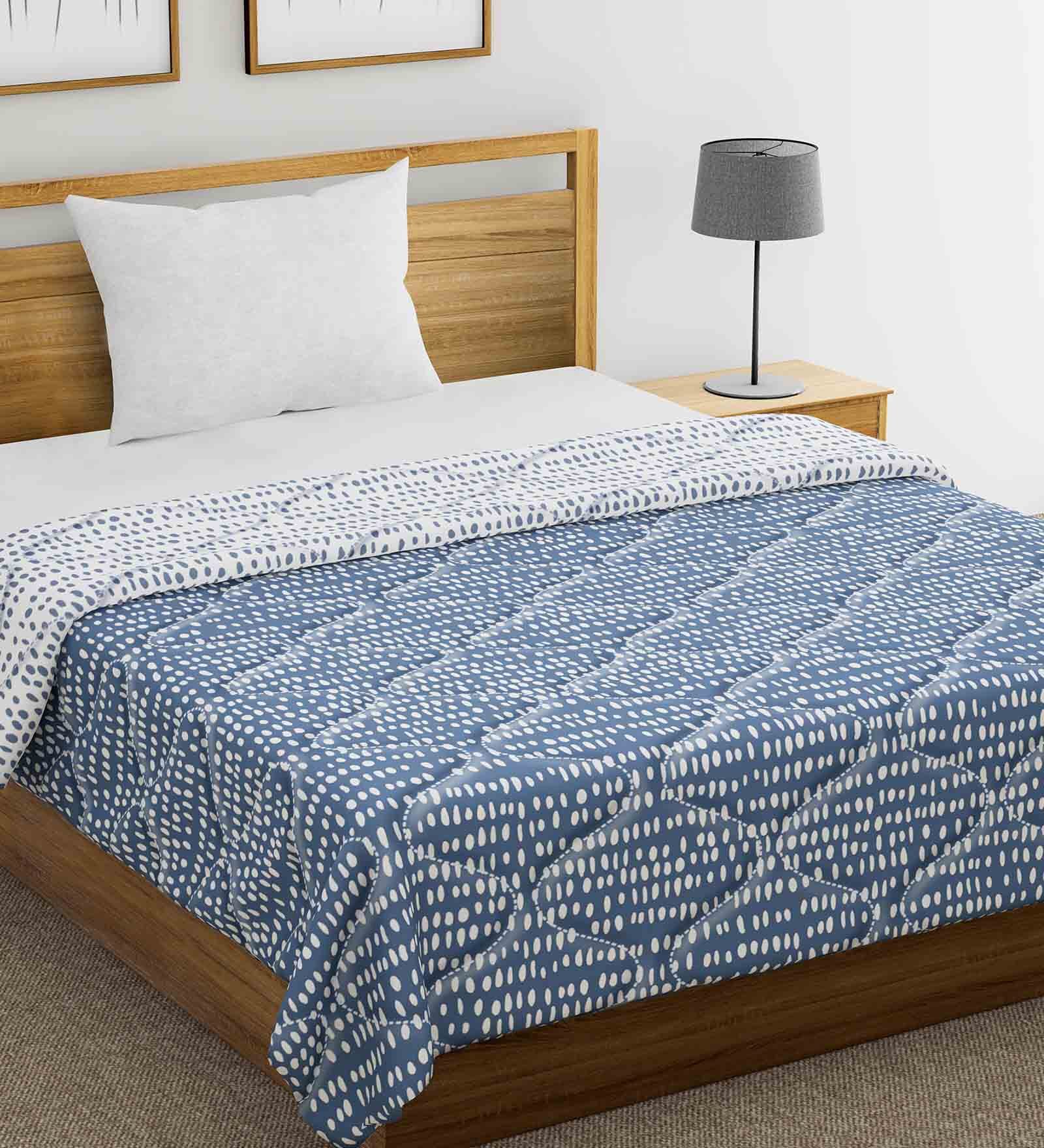 Buy Ultra Soft Microfiber Reversible Polka Dot Print Blue and White Single Comforter by Divine ...