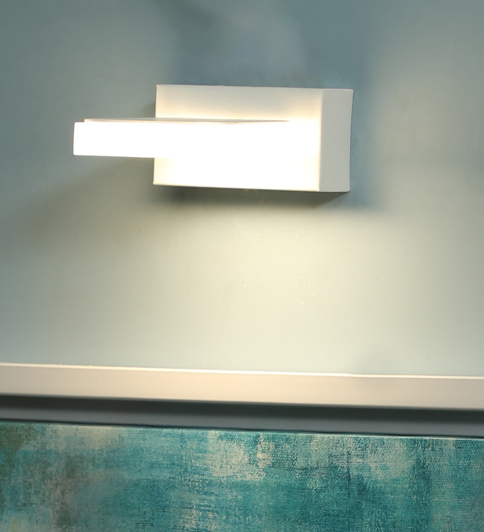 Buy Square Metal Picture Light (White) at 48% OFF by Korvel | Pepperfry