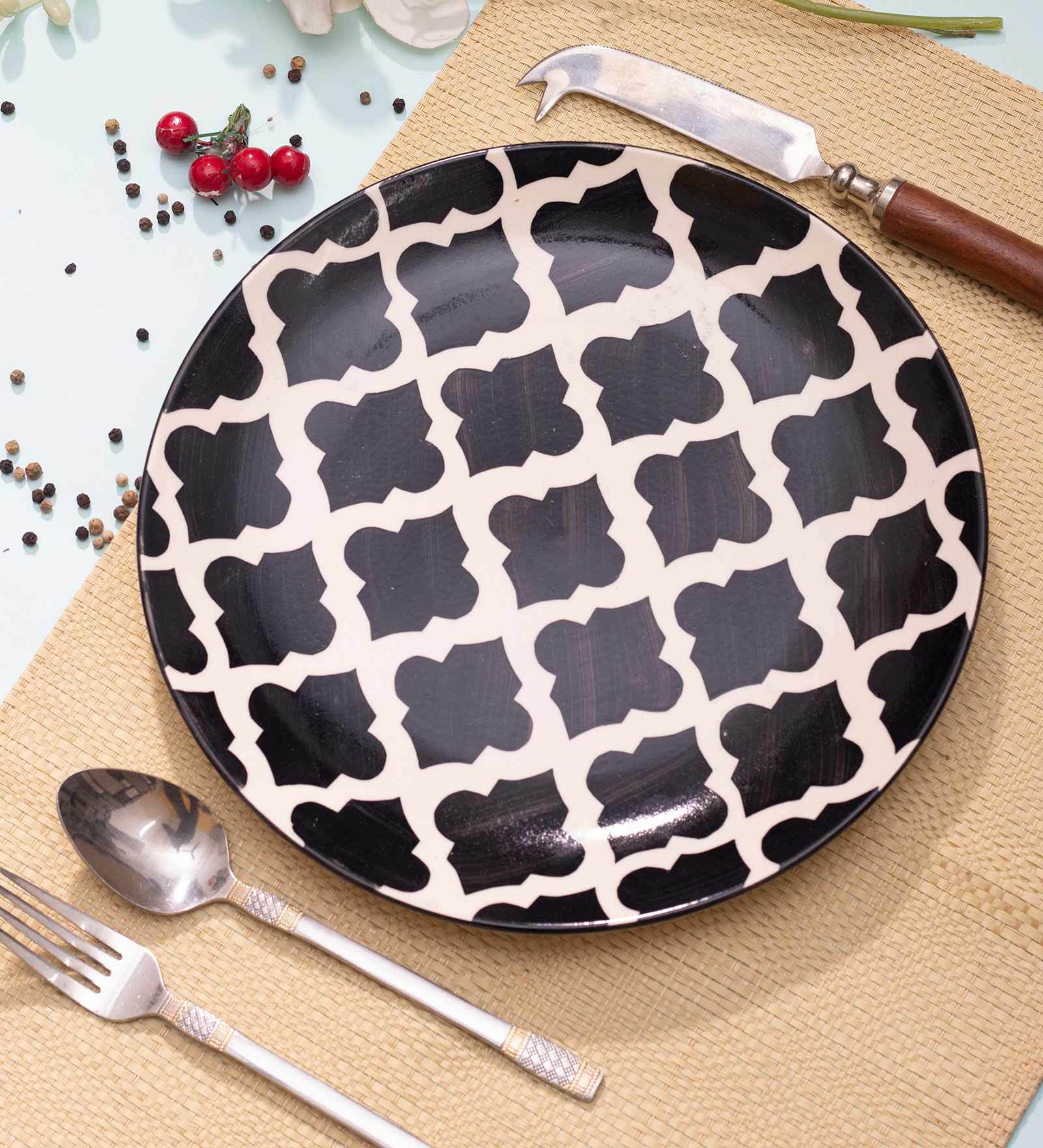 Buy Dane 10.5 Inch Black & White Dinner Plate by Lupaava at 69% OFF by ...