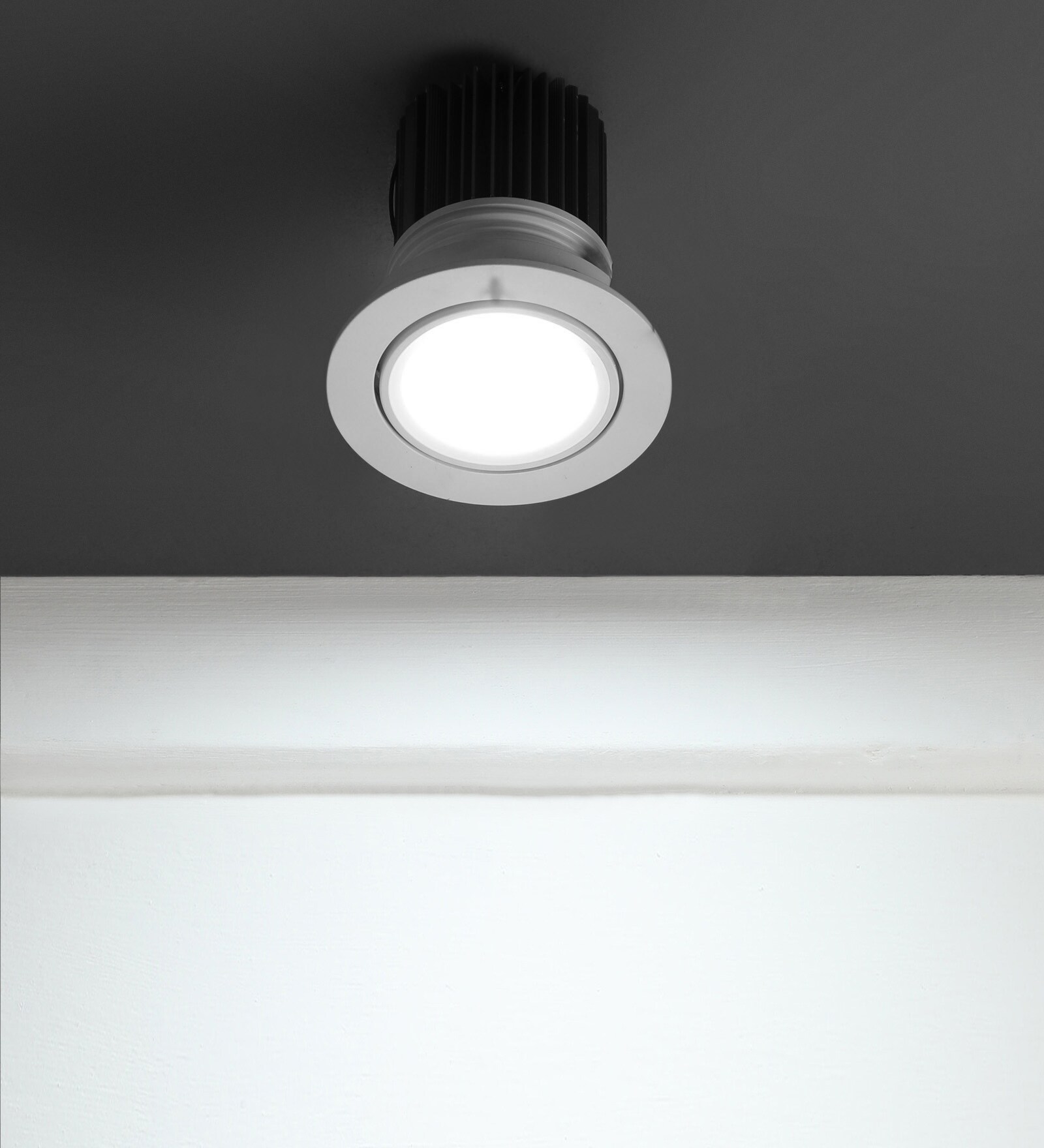 Buy White 20 Watts LED Aluminium Round Panel Down Light by Learc LED ...