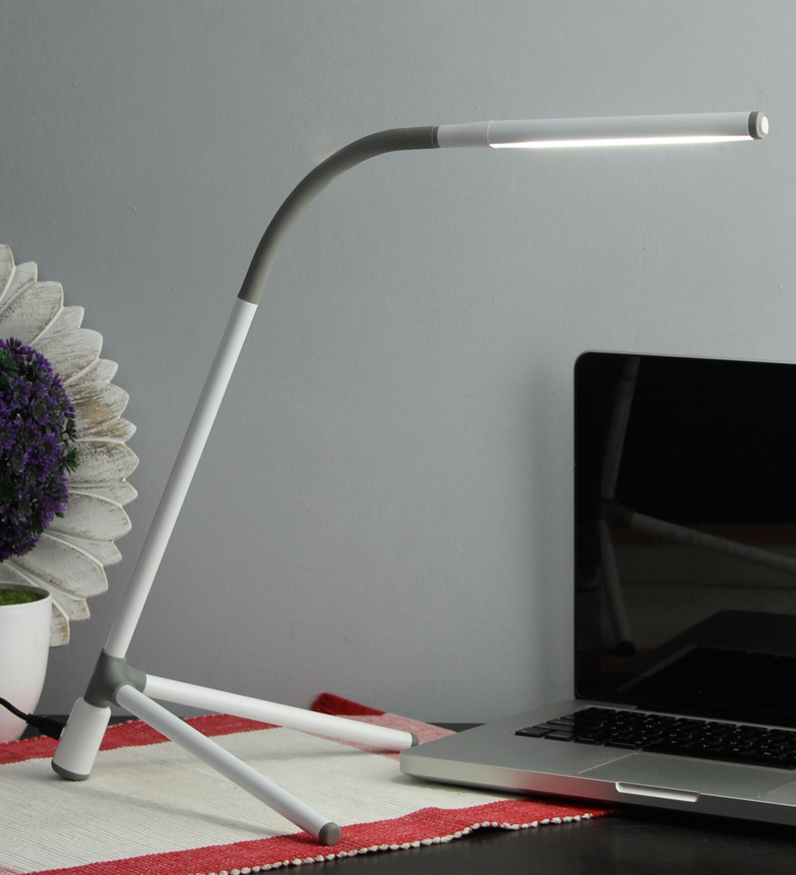 Buy White Study Lamp with Plastic Base by Philips at 27% OFF by Philips ...