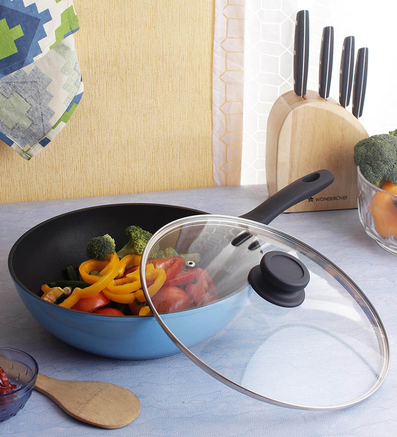 Buy Sapphire Blue Forged 28Cm Wok with Lid- 3.8 Ltr Online - Kadais ...