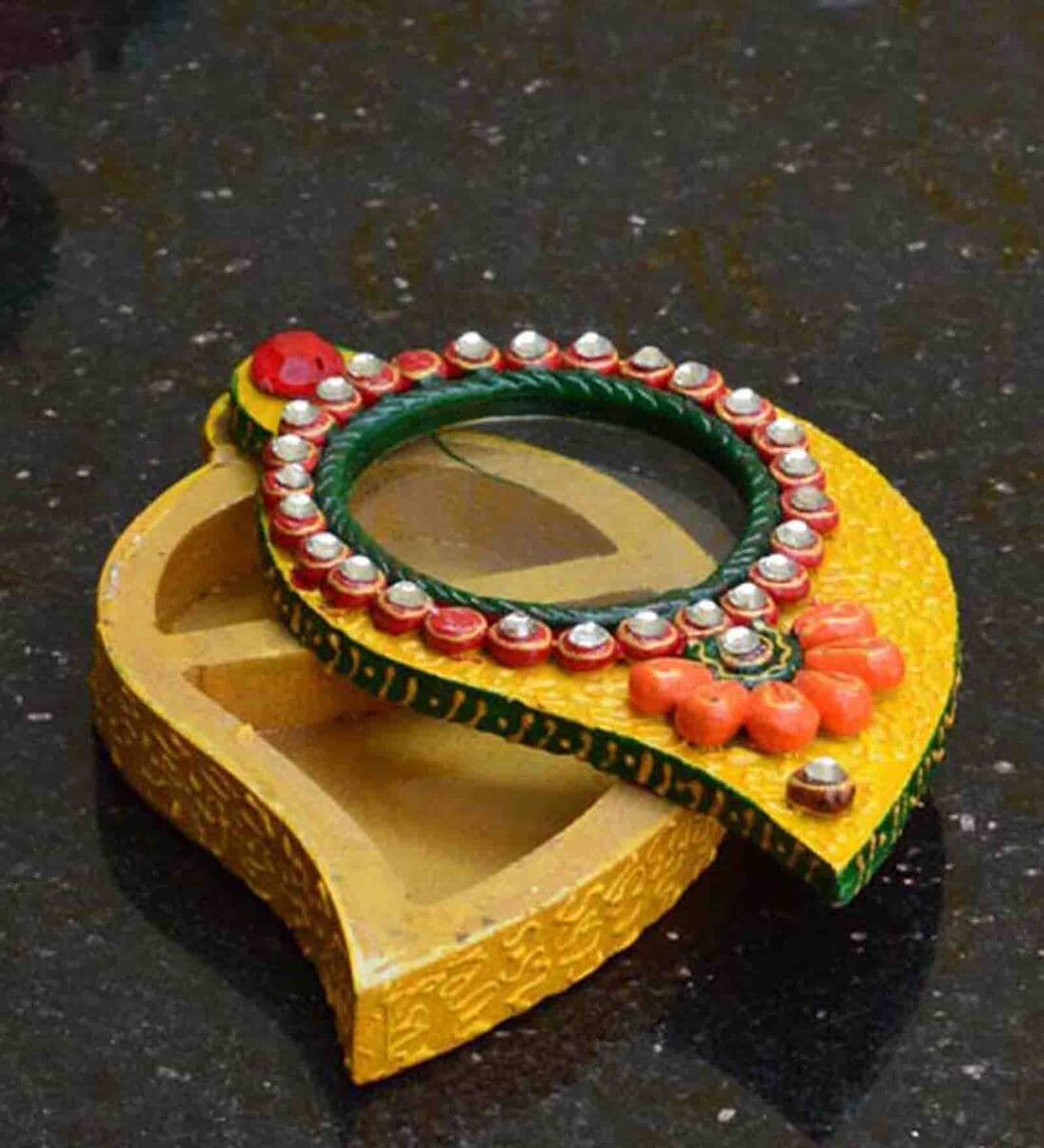 Buy Yellow Paper Mache Keri Chopra By Ecraftindia at 34% OFF by ...